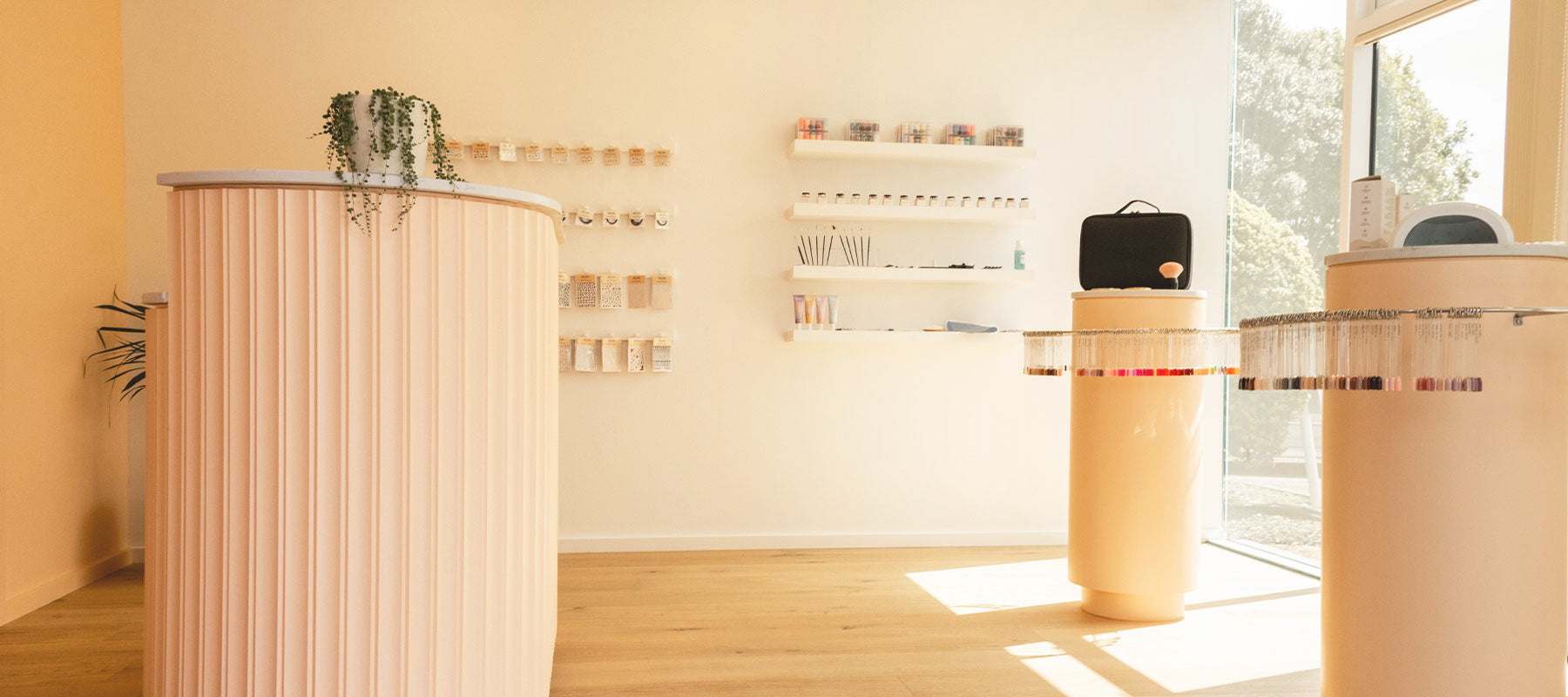 Visit our Gelous Auckland Shop at 3A Whetu Place, Rosedale
